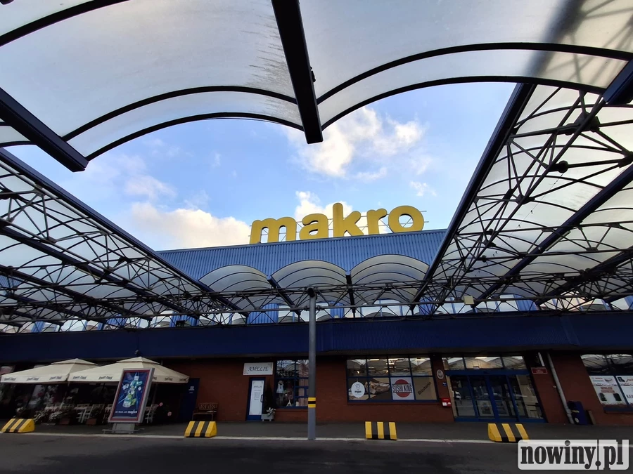Makro znika z Rybnika. Symbol dawnych „zakupów dla wybranych” zamyka ...